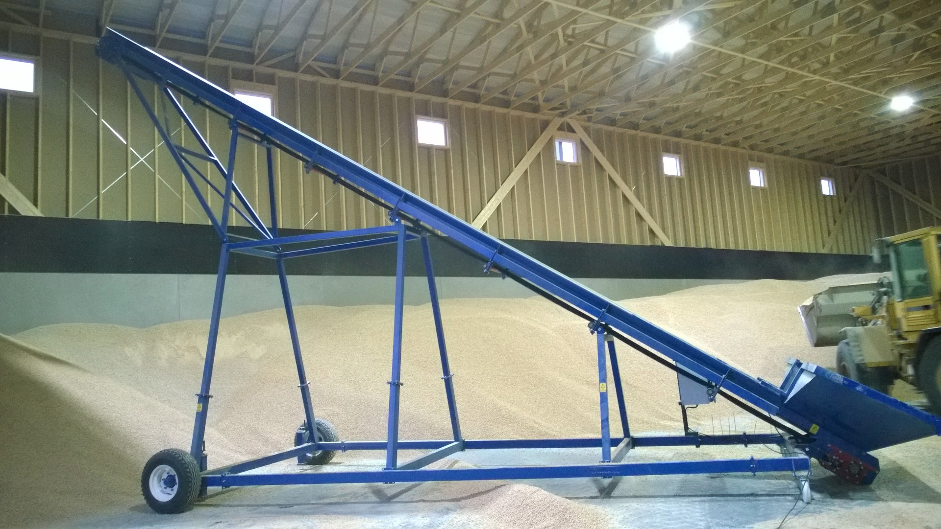 Lifting belt conveyors :: Foretec Oy